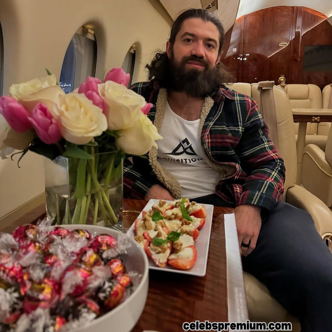 Alex Hormozi Net Worth - Celebs Premium